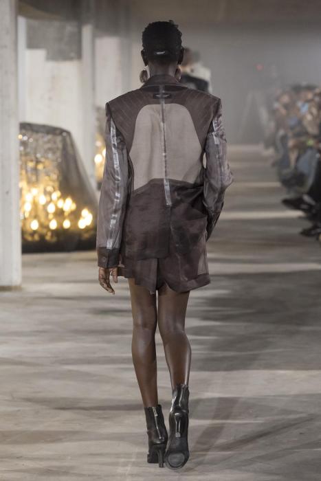 UNDERCOVER - Womenswear Spring-Summer 2024 | FHCM