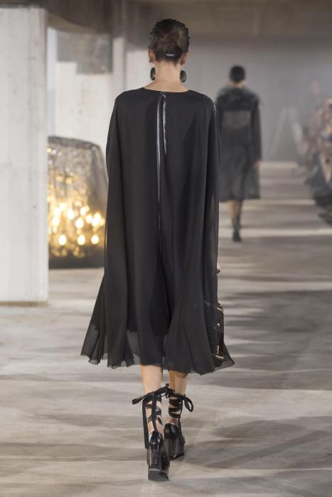 UNDERCOVER - Womenswear Spring-Summer 2024 | FHCM