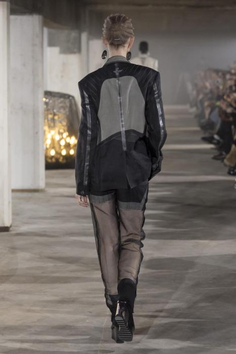 UNDERCOVER - Womenswear Spring-Summer 2024 | FHCM