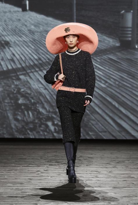 CHANEL - Womenswear Fall/Winter 2024-2025 | FHCM